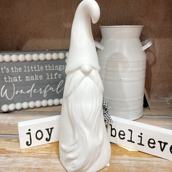 White Ceramic Gnome – Glendas Christmas Cottage
